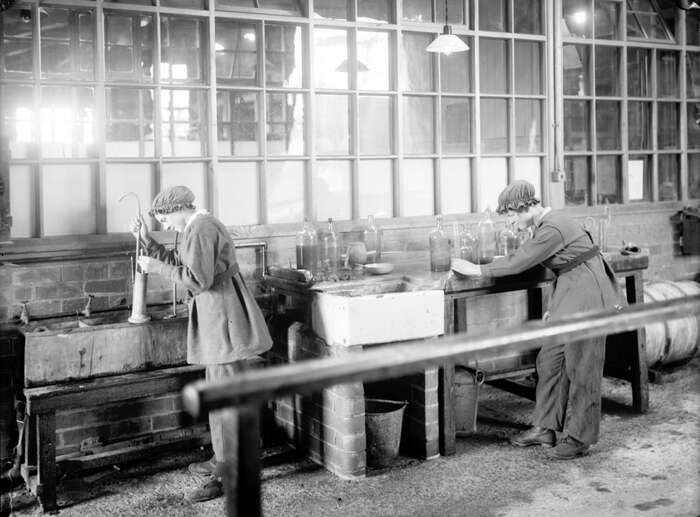 Testing, HM Factory Gretna, 1918 | ScotlandsPeople