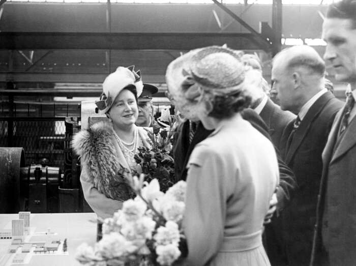 Royal visit to Cowdenbeath, 1948 | ScotlandsPeople
