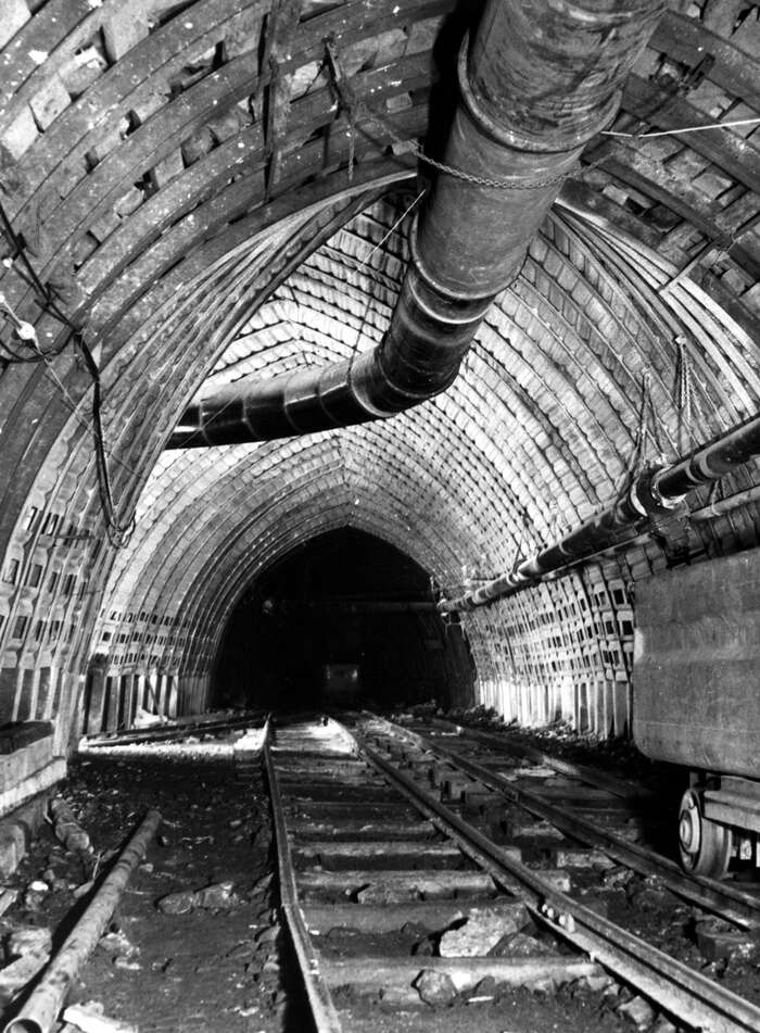 Monktonhall Colliery roadway, 1950s | ScotlandsPeople
