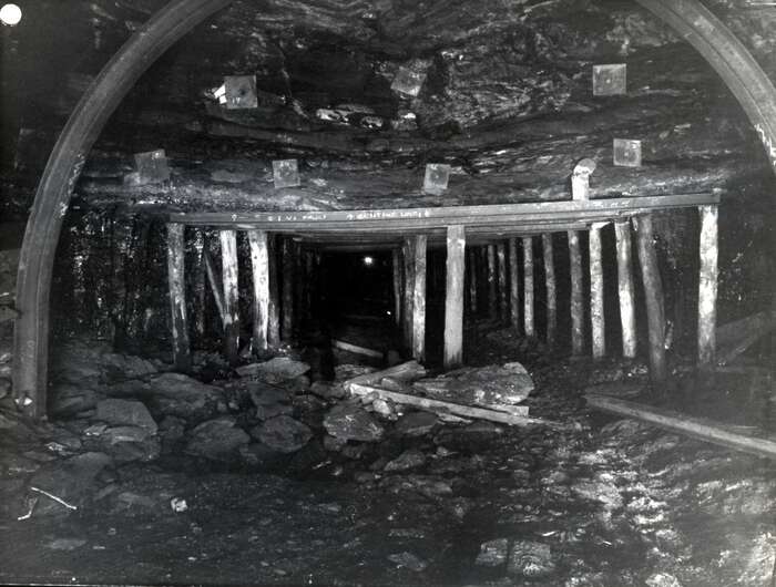 Polkemmet Colliery roadway, 1962 | ScotlandsPeople