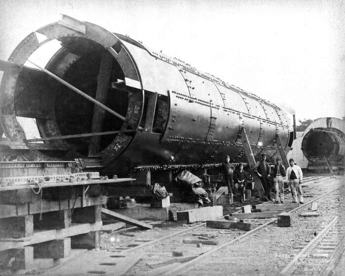 Forth Bridge tube section, 1884 | ScotlandsPeople