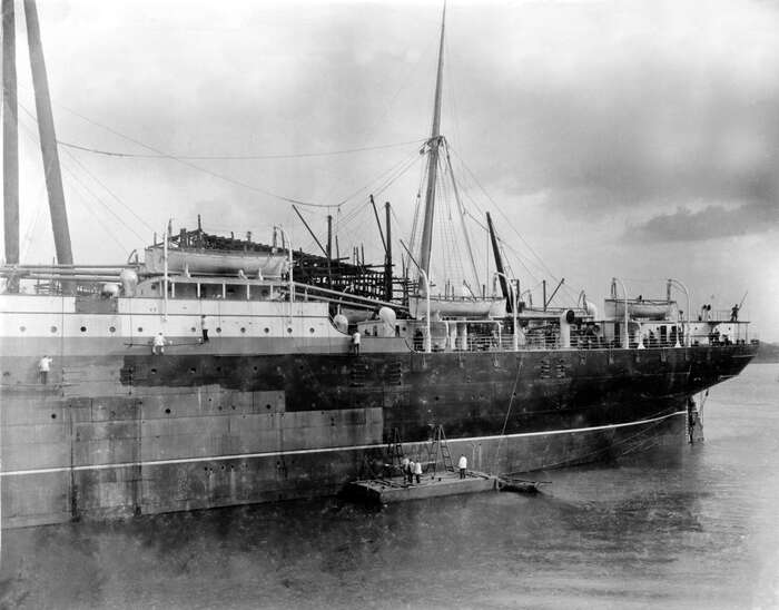 Cunard Line ocean liner RMS Saxonia (1), 1899 painters | ScotlandsPeople