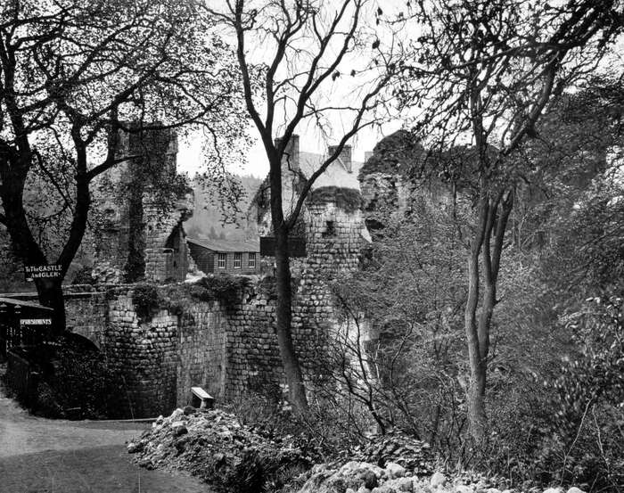 Rosslyn Castle, Roslin, Midlothian | ScotlandsPeople