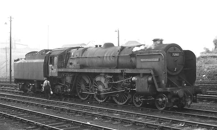 BR Standard Class 6 \"Clan\" Pacific 4-6-2 Locomotive No.72007 \"Clan ...