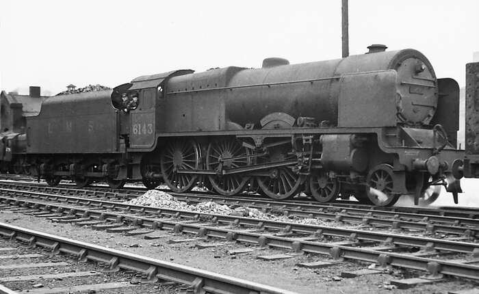 LMS Royal Scot Class 4-6-0 Locomotive No.6143 \"The South Staffordshire ...
